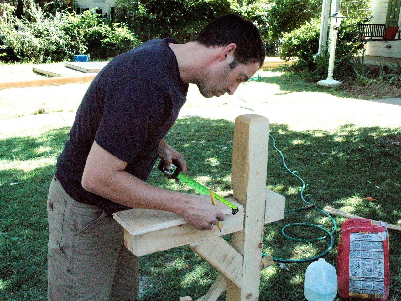 How To Install A Post And Mailbox How tos DIY How To Install A Post And Mailbox How tos DIY
