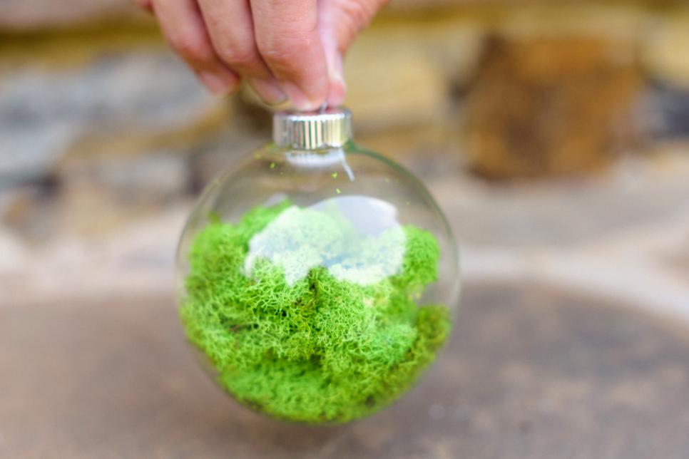 Glass Ornament Filler Ideas HGTV glass-ornament-filler-ideas-hgtv