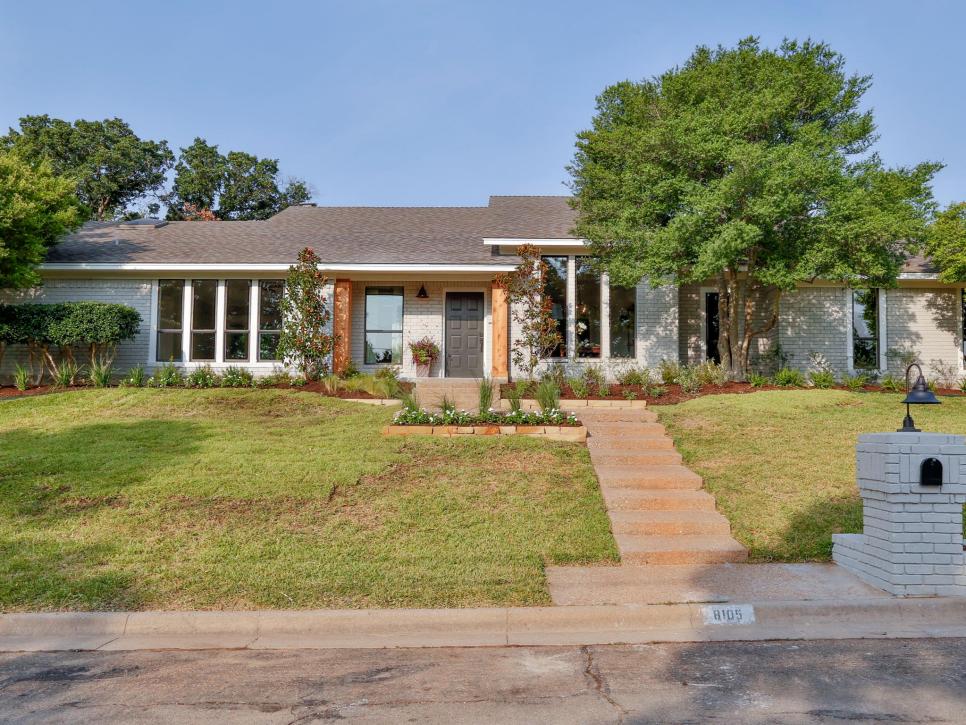 Fixer Upper's Best Front Yards and Curb Appeal | Fixer Upper: Welcome ...