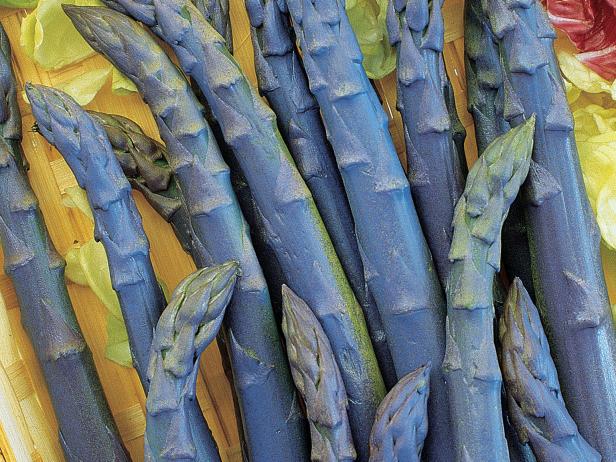 How to Grow Asparagus in Your Home Garden | HGTV