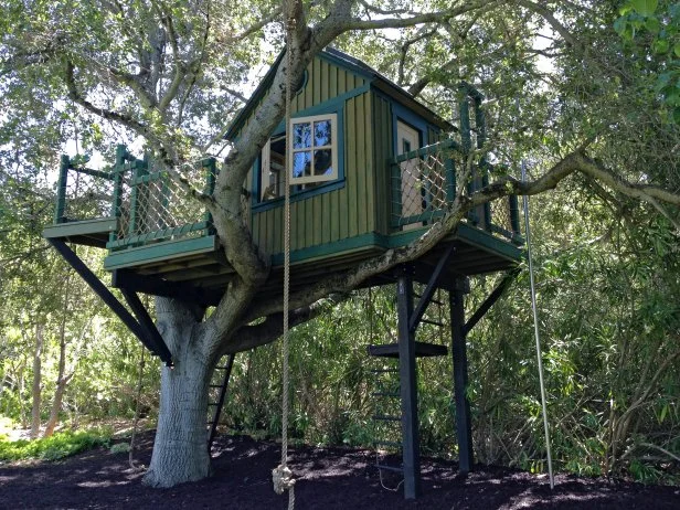 Sky-High Fun: Terrific Treehouses | HGTV