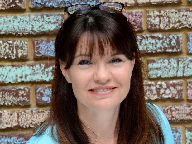 Julia Rutland | HGTV