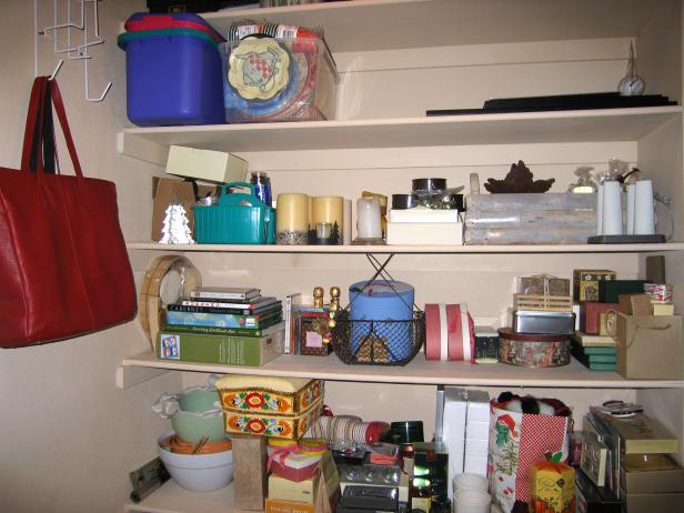 Guide to Keeping Organized | HGTV