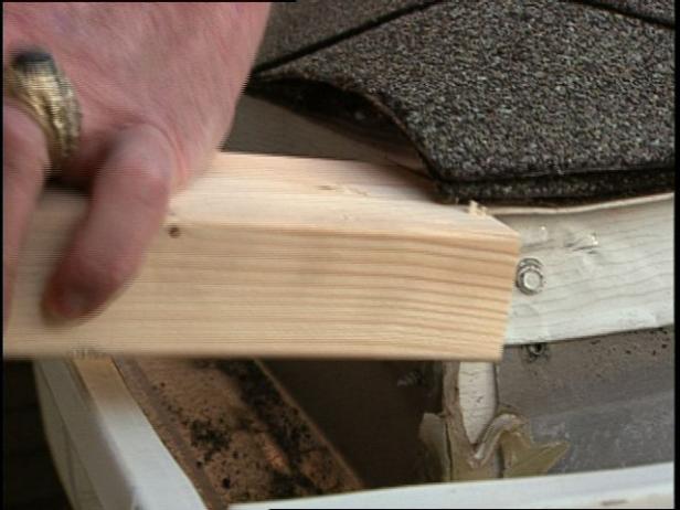 How to Adjust Gutters and Caulk Flashing | HGTV