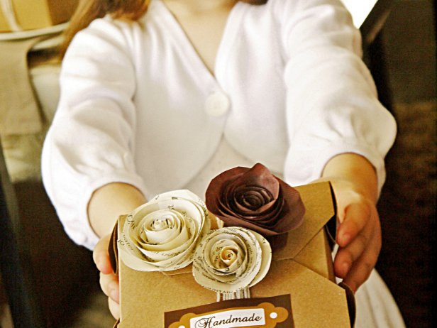 How to Make Rolled Paper Roses | HGTV