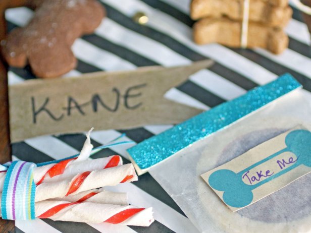 How to Host the Perfect Party for Your Pets | HGTV
