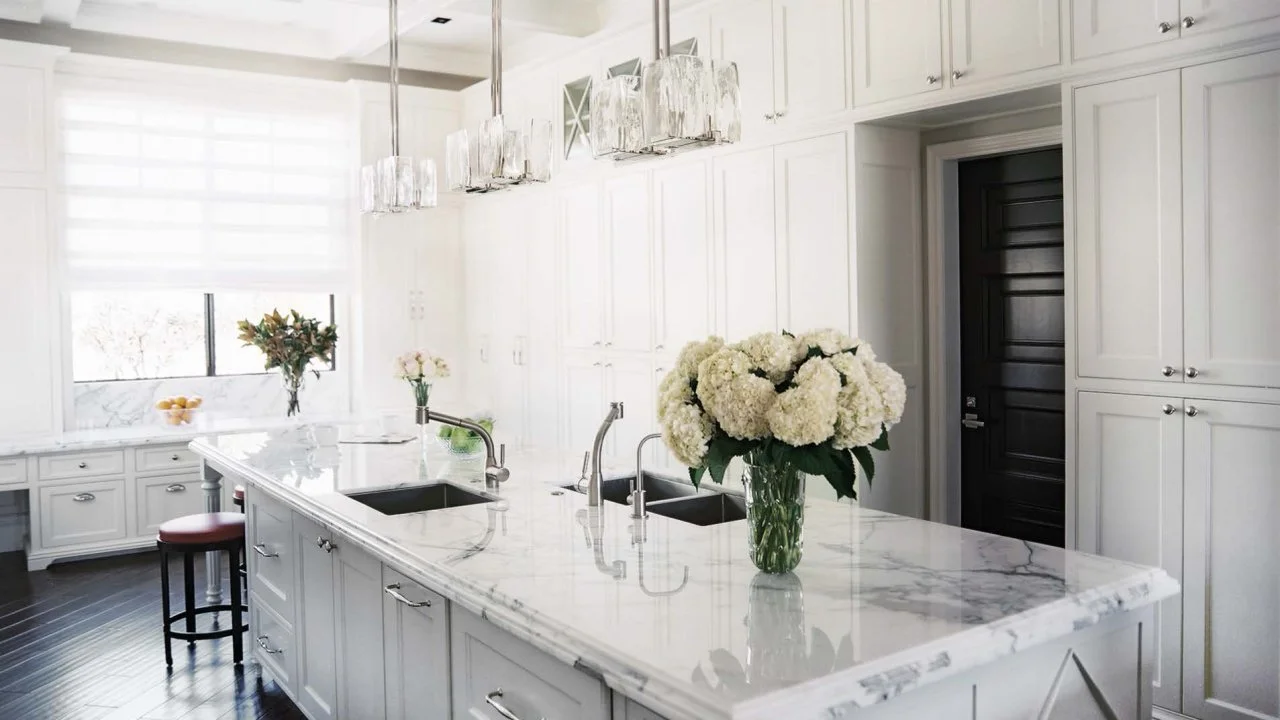 White Traditional Kitchen Designs