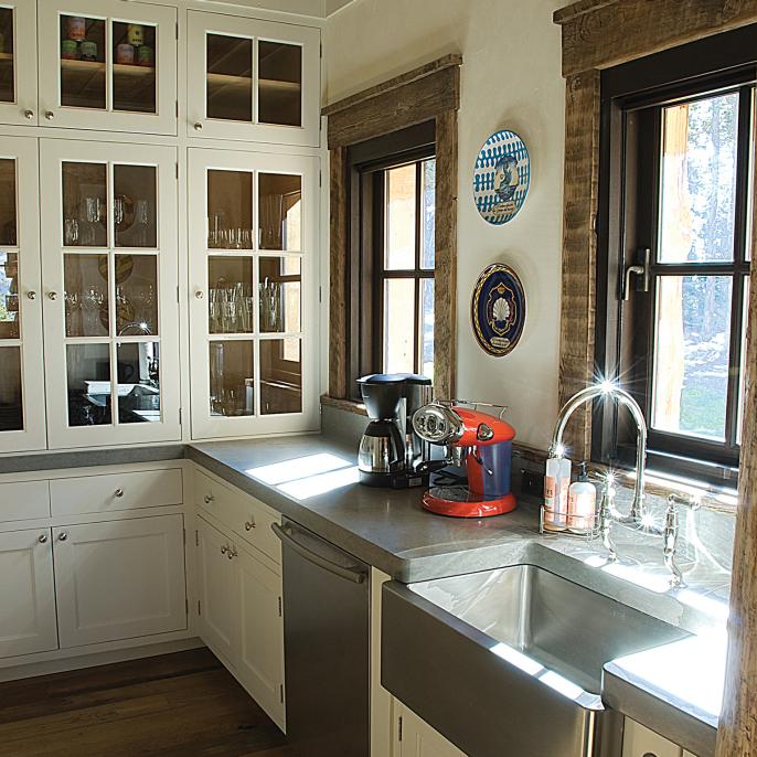 Larry Pearson | HGTV