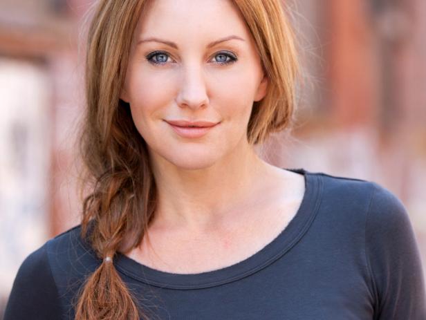 Amy Matthews Bio | Amy Matthews | HGTV