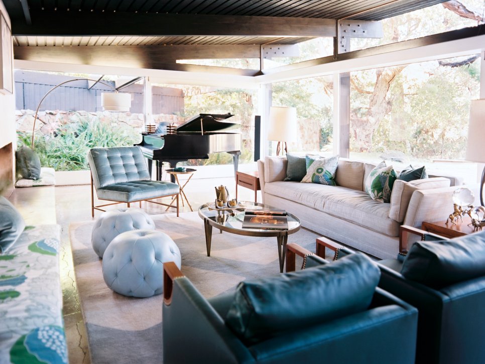 Midcentury-Modern Living Room | Hillary Thomas | HGTV