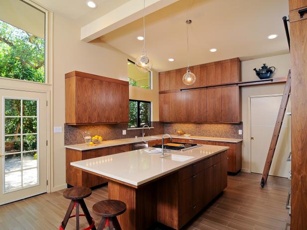 Contemporary Baker's Kitchen | Kerrie Kelly | HGTV