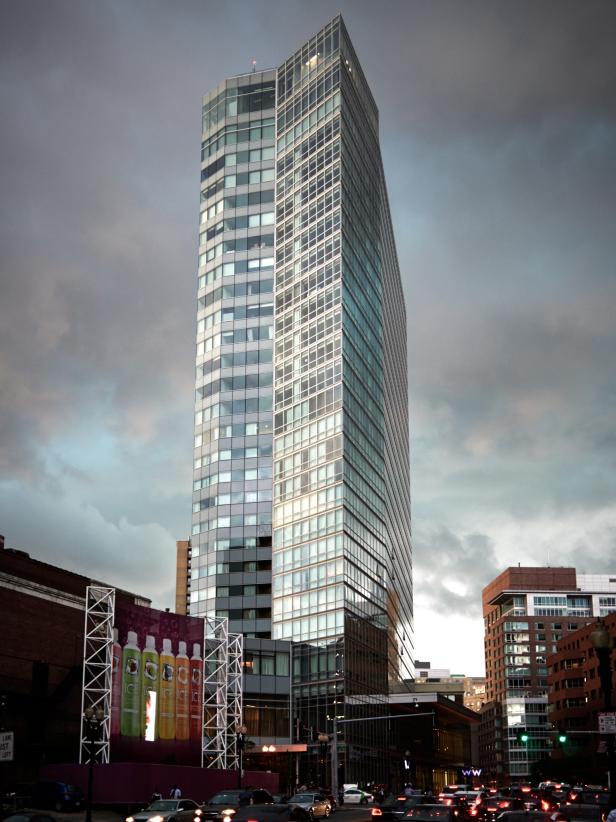 HGTV Urban Oasis 2013: Apartment Amenities and Neighborhood | HGTV ...