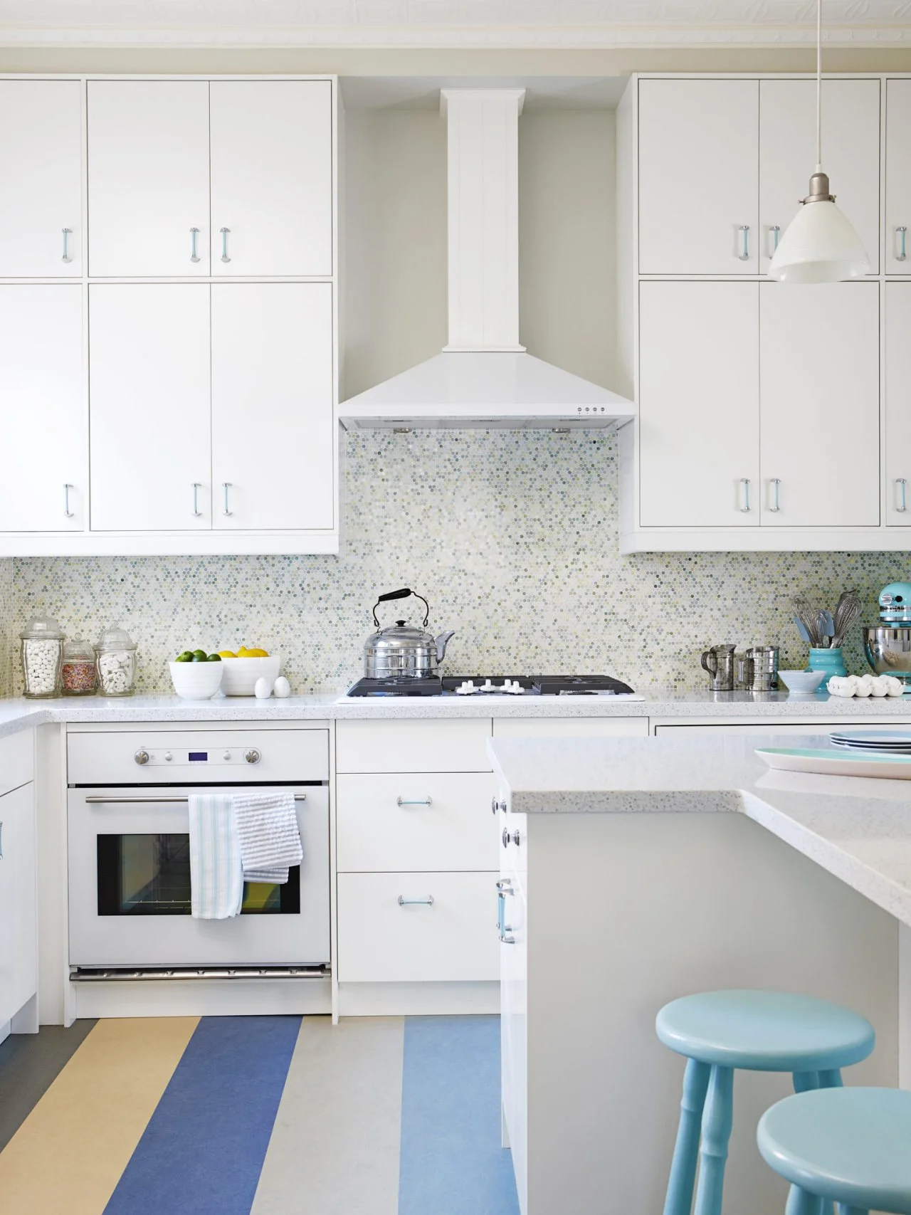 Sarah Richardson Design Kitchen Quartz From BEFORE To AFTER Is My