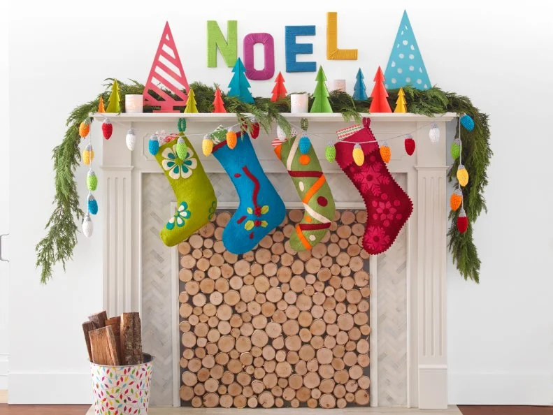 40 DIY Christmas Stockings | Creative Christmas Stocking Decorating ...