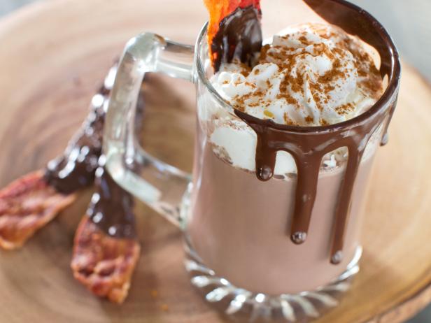 Simple Hot Chocolate, Three Ways | HGTV