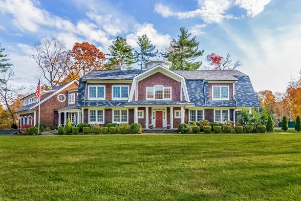 Cape Cod Shingle Style Houses