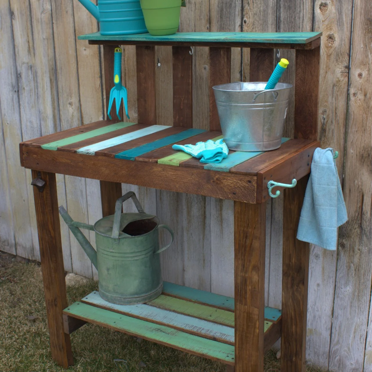 Reclaimed Wood Potting Bench