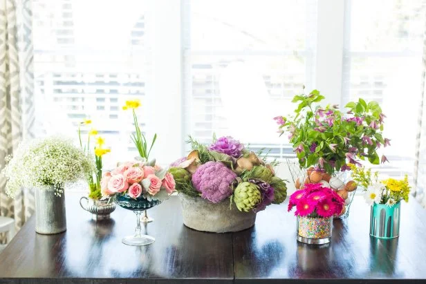 11 Simple and Stylish DIY Floral Centerpieces | HGTV