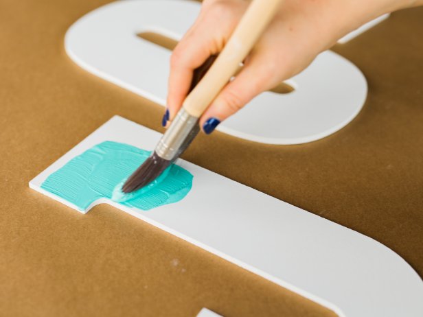 How to Turn Your Last Name Into Wall Art | 10 Tips for Easy ...