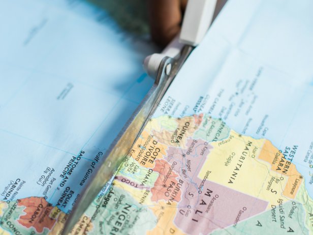 How to Make a Map-Embellished Vase | 10 Tips for Easy Entertaining | HGTV