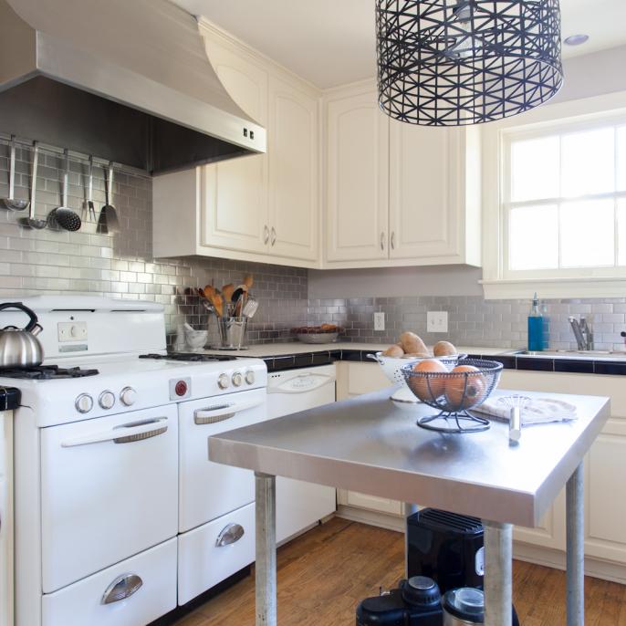 Posh Interiors | HGTV