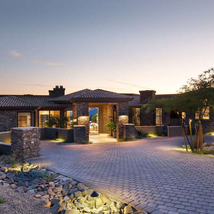 Tor Stuart (Barstad) | HGTV