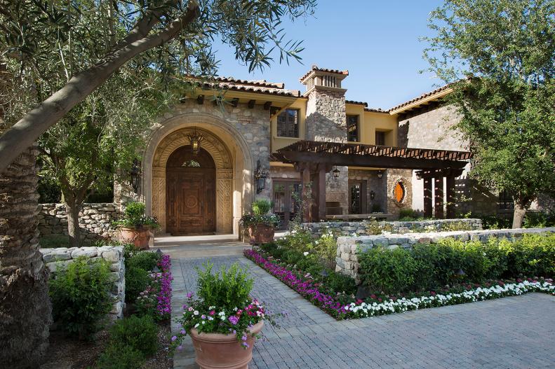 Luxury Mediterranean Stunner in Breathtaking Mountain Landscape | PHX ...