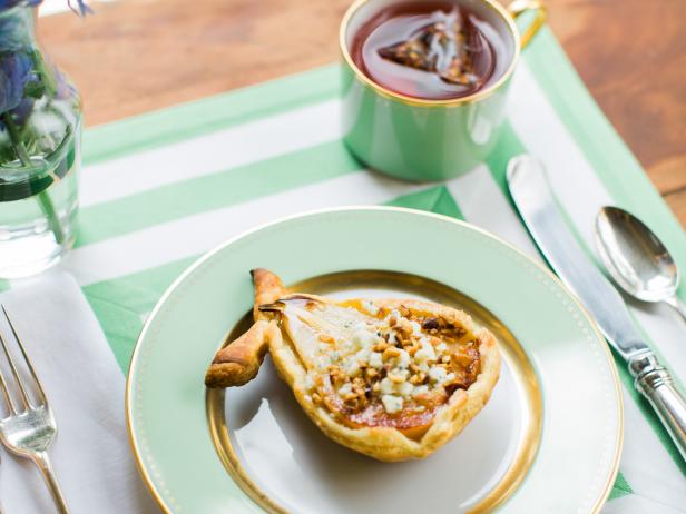 Mini Pear Pies Recipe | 10 Tips for Easy Entertaining | HGTV