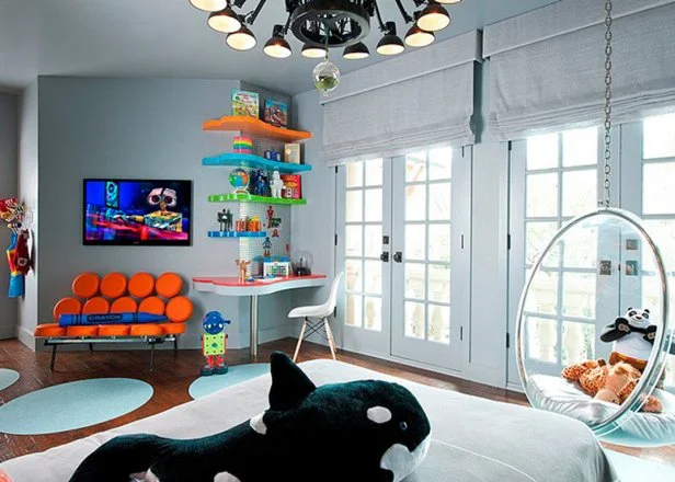 Beautiful Contemporary Home with Amazing Kid Spaces | HGTV