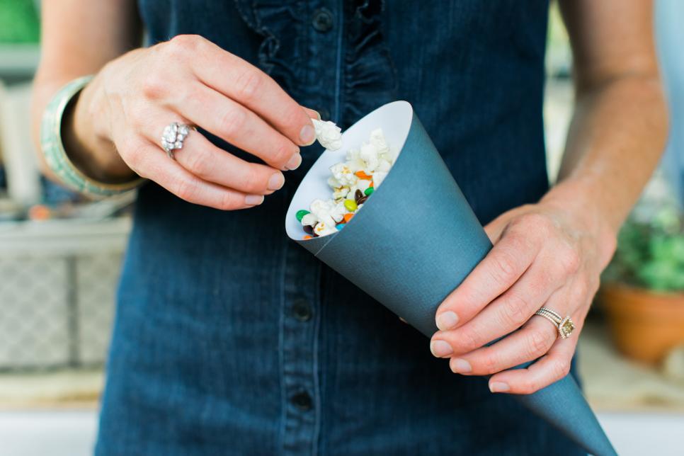Treat Guests to a Self-Serve Popcorn Bar | 10 Tips for Easy ...