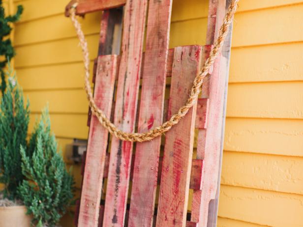 DIY Pallet Sled for Holiday Decor | HGTV