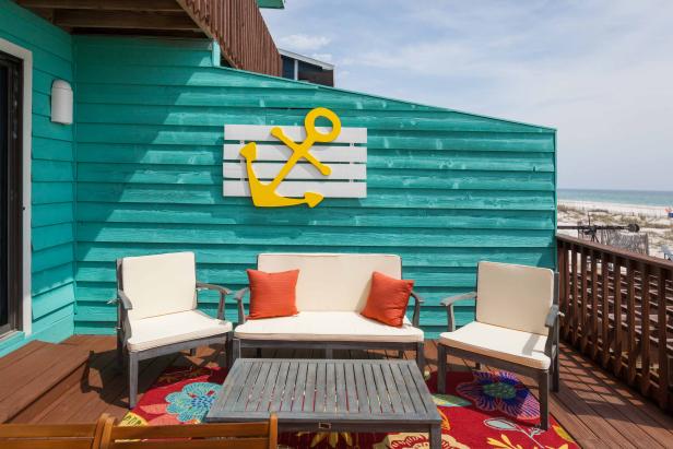 15 Laid-Back Property Priorities from Beachfront Bargain Hunters ...