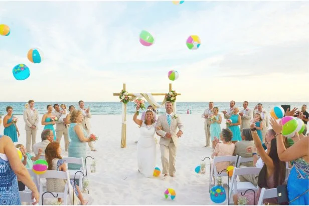 17 Fun, Creative Wedding Send-Off Ideas | HGTV