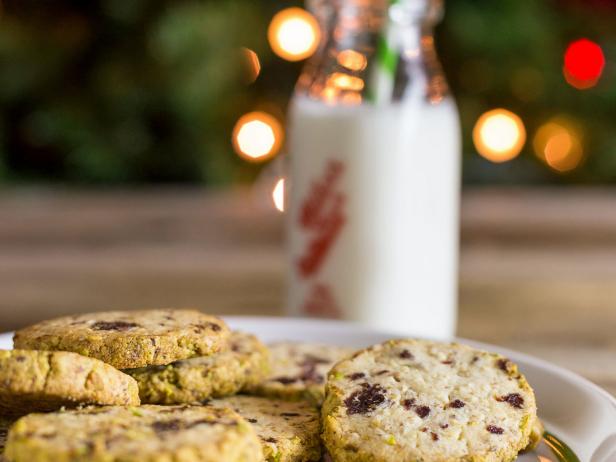 Cranberry Pistachio Sables Recipe | HGTV