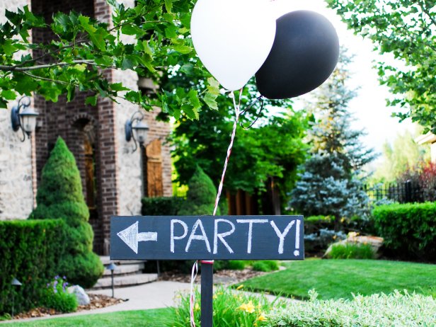 21 Signs You're a Hostess With the Mostess | HGTV