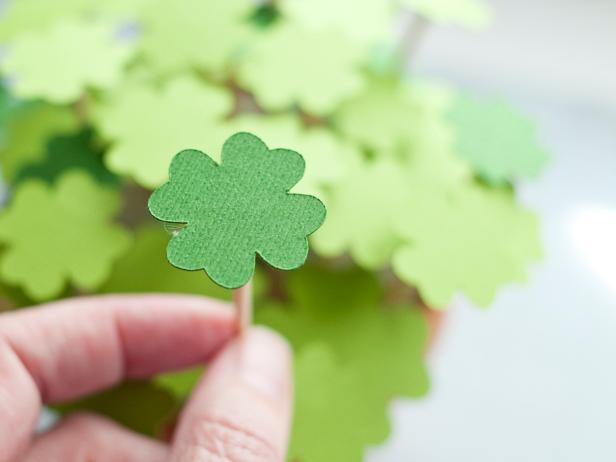 How to Make Potted Paper Clovers | HGTV