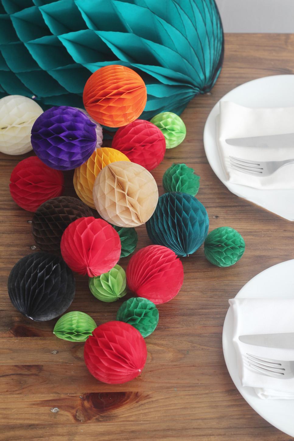 Quick, I Need a Centerpiece! 10 Easy DIY Options That Aren't Flowers ...