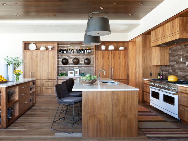 Artisan-Crafted Vacation Home Caters to Crowds in Aspen | Griffith ...