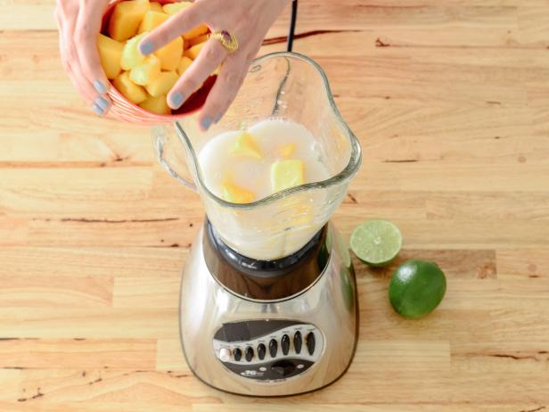 Spicy Coconut Mango-rita | HGTV