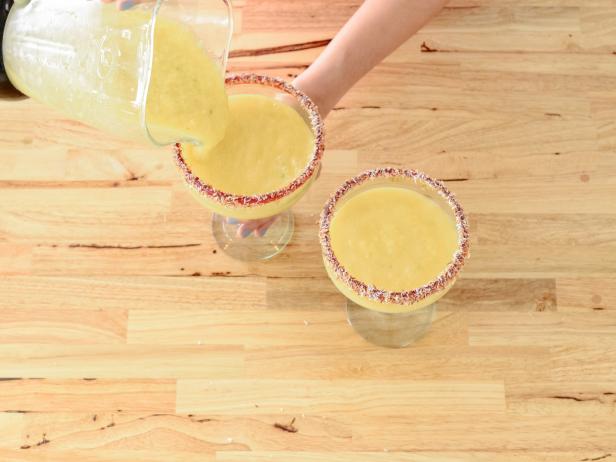 Spicy Coconut Mango-rita | HGTV