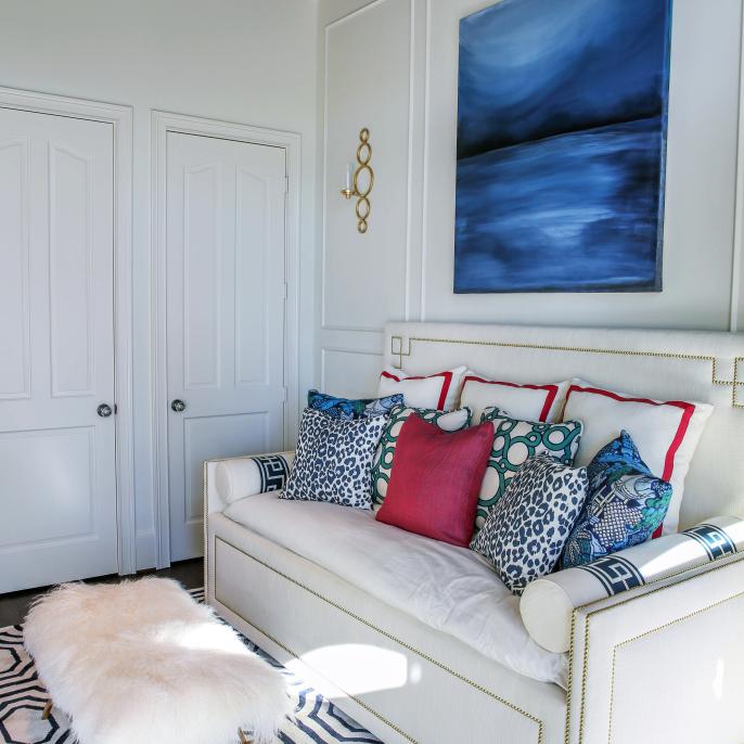 Veronica Solomon | HGTV