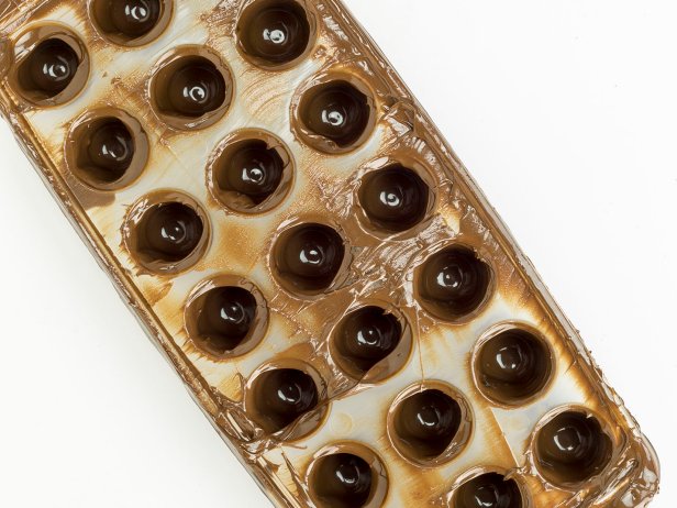 How to Make Ice Cube Tray Chocolate Covered Cherries | HGTV