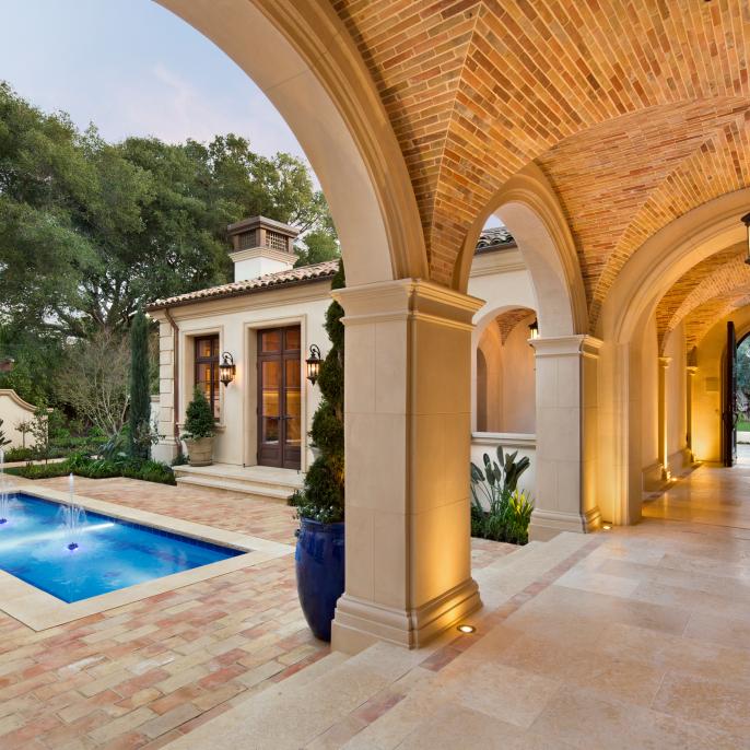 Russell Stringham | HGTV