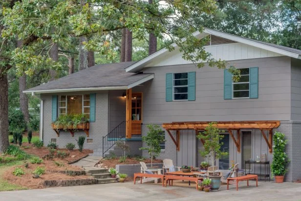 'Home Town' House Renovated in Series First Season Is Up for Sale | HGTV