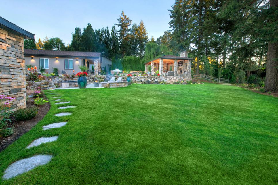 Backyard Paradise With Entertaining in Mind | Paradise Restored ...