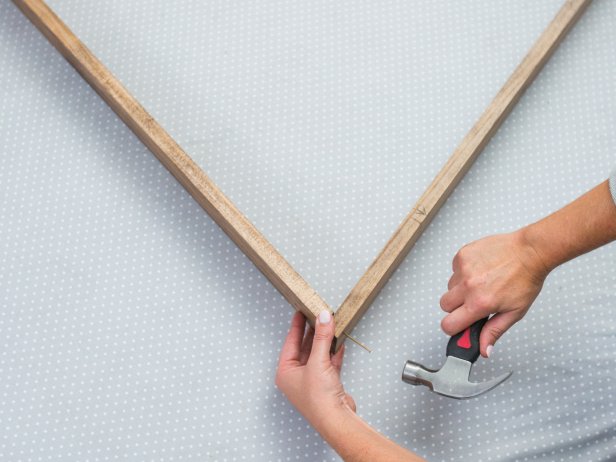 DIY Life-Sized Ornament Christmas Tree | HGTV