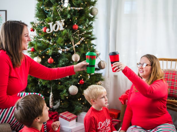 8 TIps to Make Christmas Morning A Breeze | HGTV