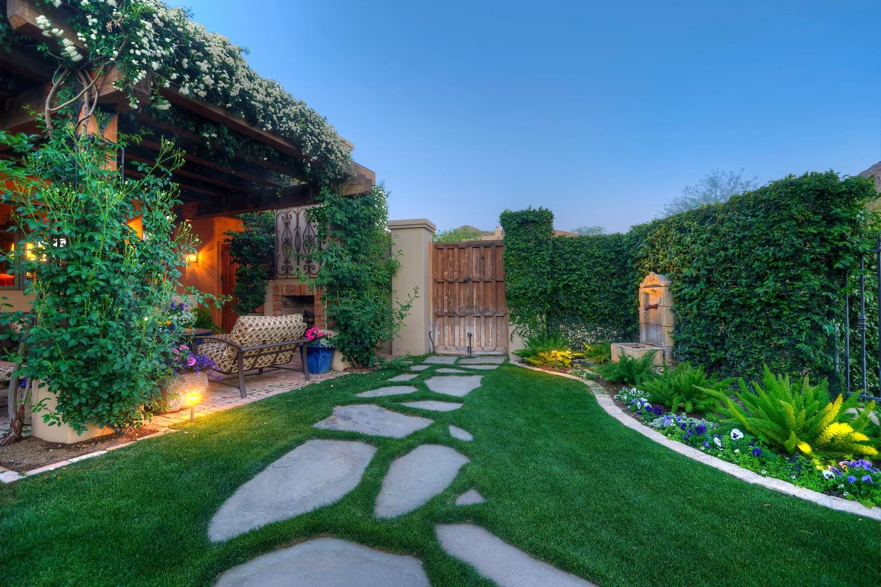 Tuscan Garden Patio Ideas Tuscan Inspired Backyard Has Old World Feel