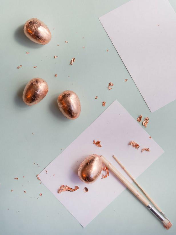 10 Rose Gold Easter Crafts | HGTV