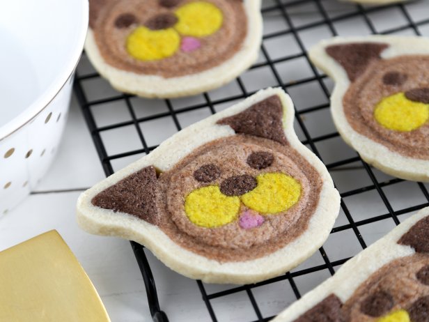 Slice-and-Bake Cookies for Dogs | HGTV